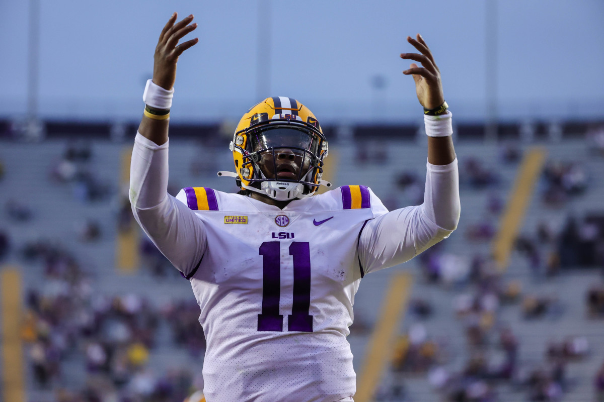 LSU Stomps South Carolina 52-24 Headlined by Breakout Performance from ...