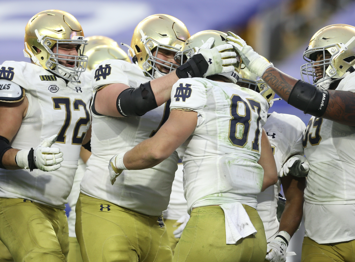 Game Day Central: #4 Notre Dame at Georgia Tech - Sports Illustrated ...