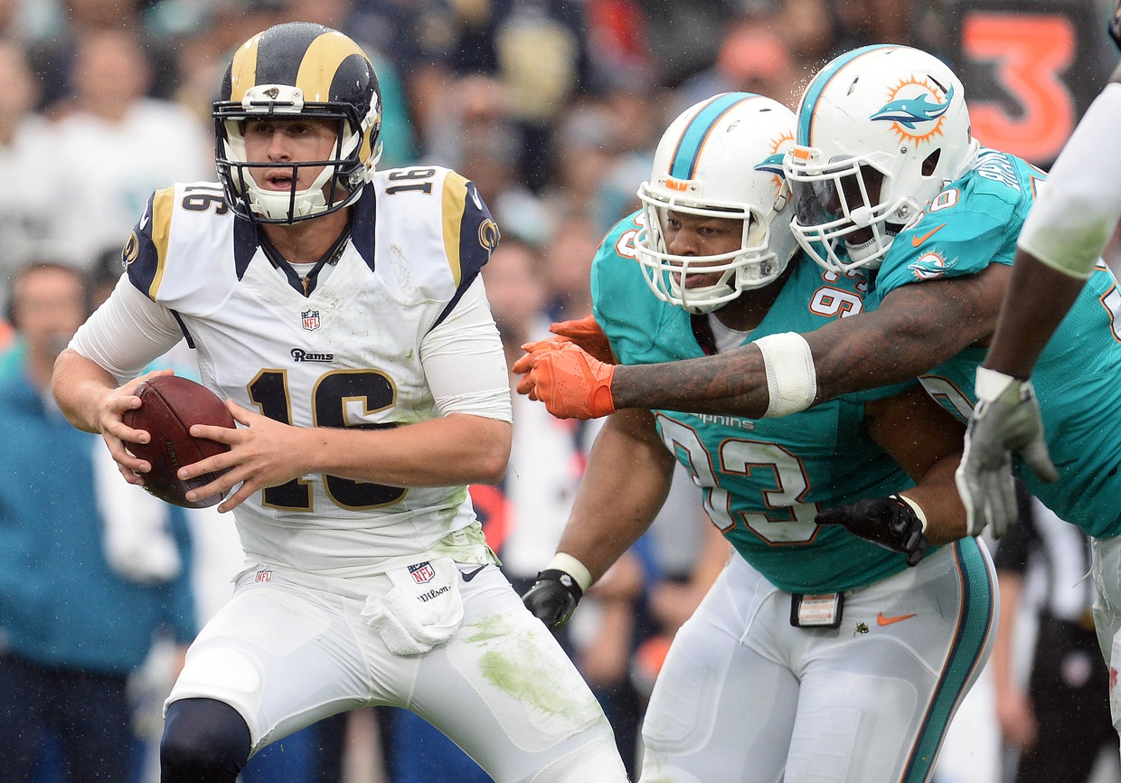 Setting the Stage for the Dolphins-Rams Matchup - Sports Illustrated ...