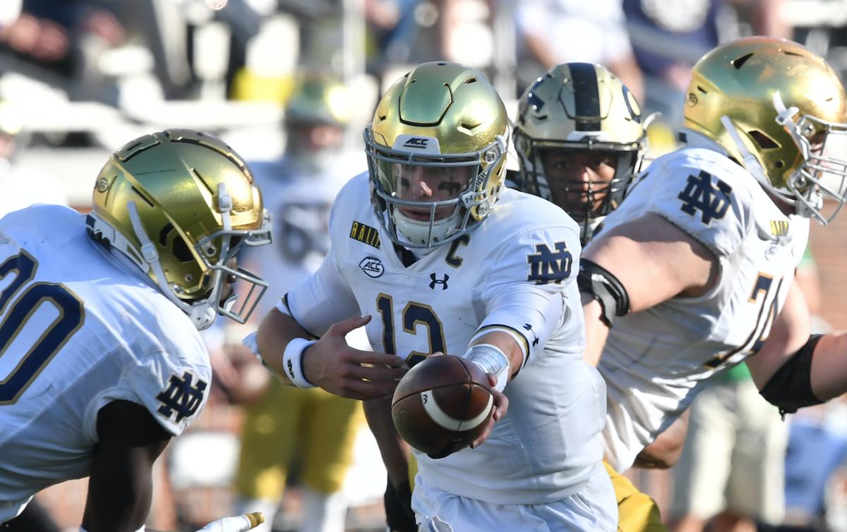 Grades For The Notre Dame Offense vs. Georgia Tech - Sports Illustrated ...