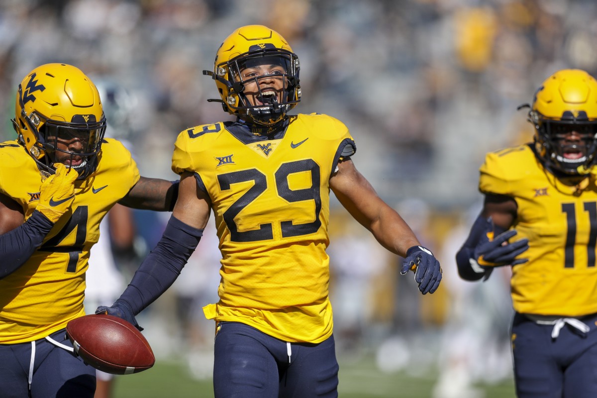 West Virginia Smacks No. 16 K-State to Stay Perfect at Home - Sports ...