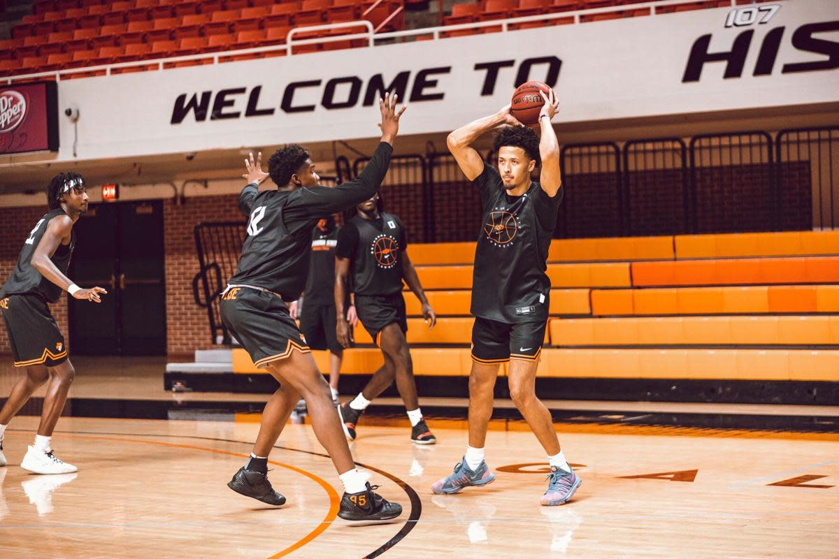 Fran Fraschilla talks Cunningham with Oklahoma State's Mike Boynton ...