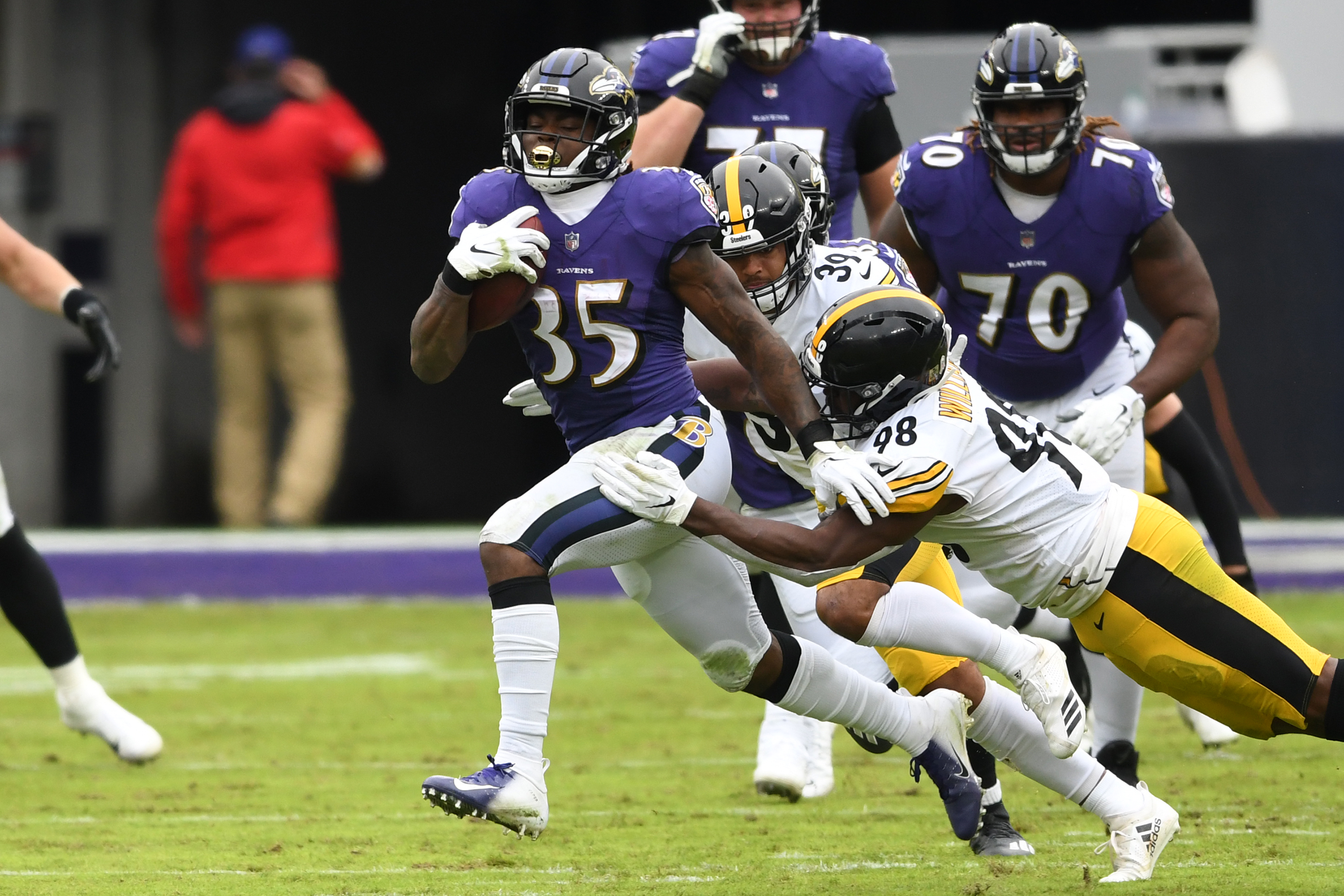 Ravens Will Ride 'Gus the Bus' Week 12 Against Steelers - Sports ...