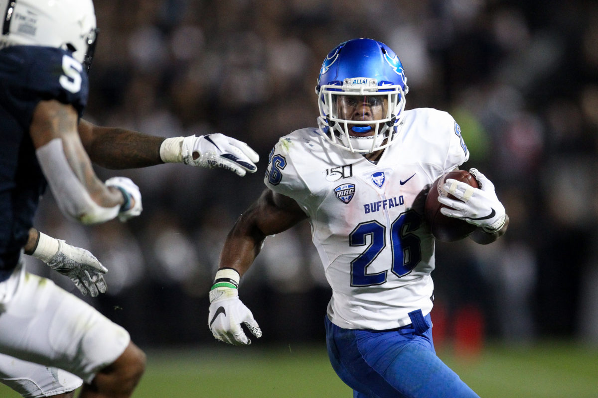 Samaje Perine's FBS single-game rushing record threatened, but remains ...