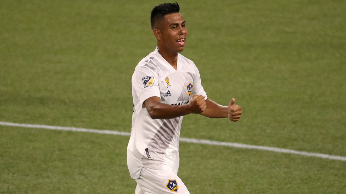 Efrain Alvarez: USA, Mexico both tab player for Olympic qualifying ...