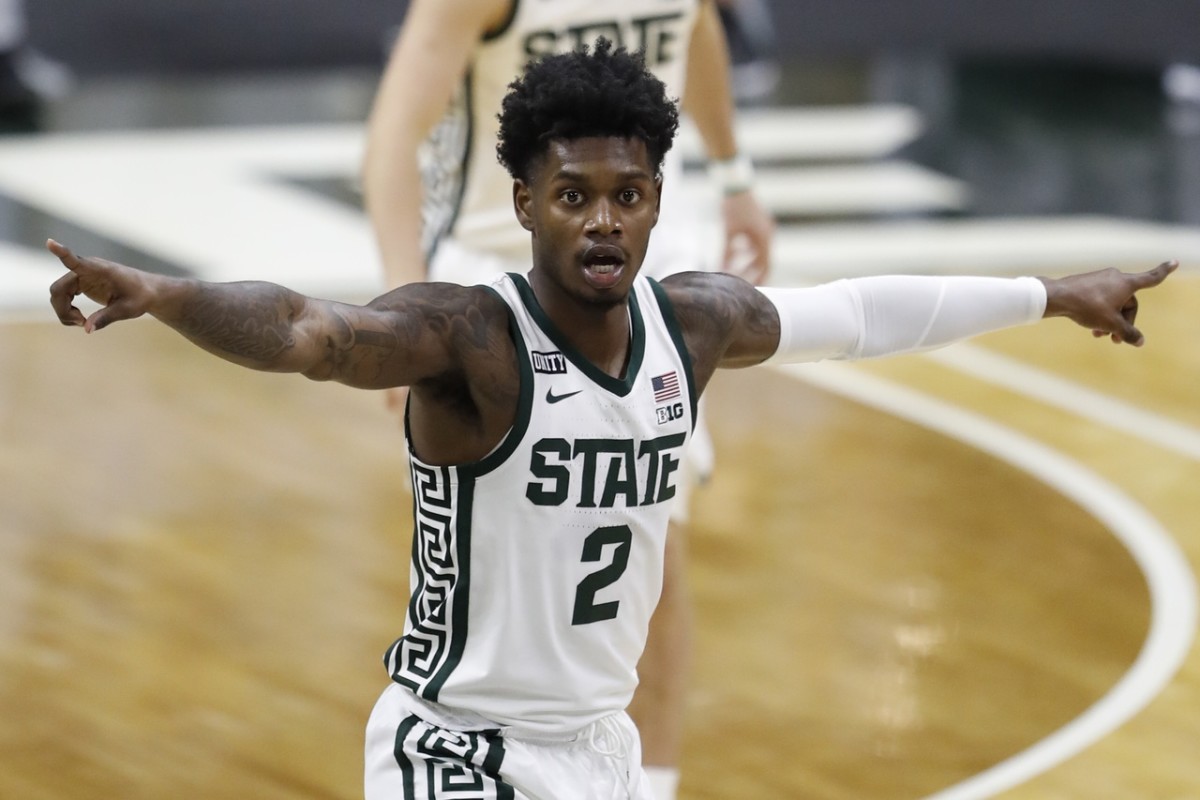 Izzo: Michigan State's PG Rocket Watts 'Is Fun to Coach Right Now ...