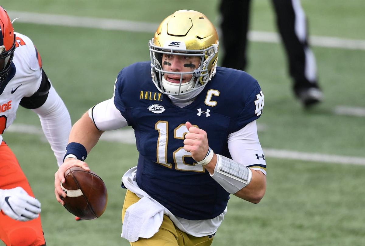 New Orleans Saints Draft Notre Dame QB Ian Book - Sports Illustrated ...
