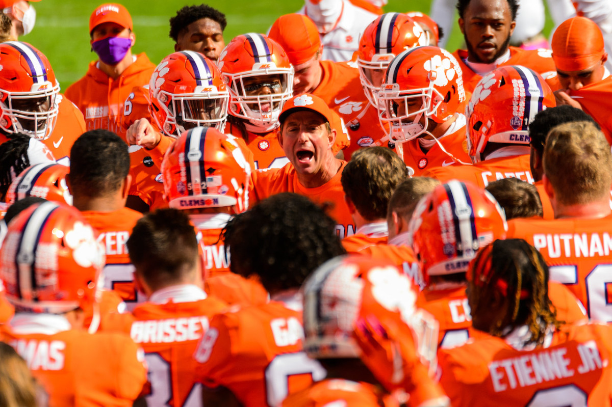 Clemson Roster Update: Xavier Thomas Out for Tigers Against Notre Dame ...