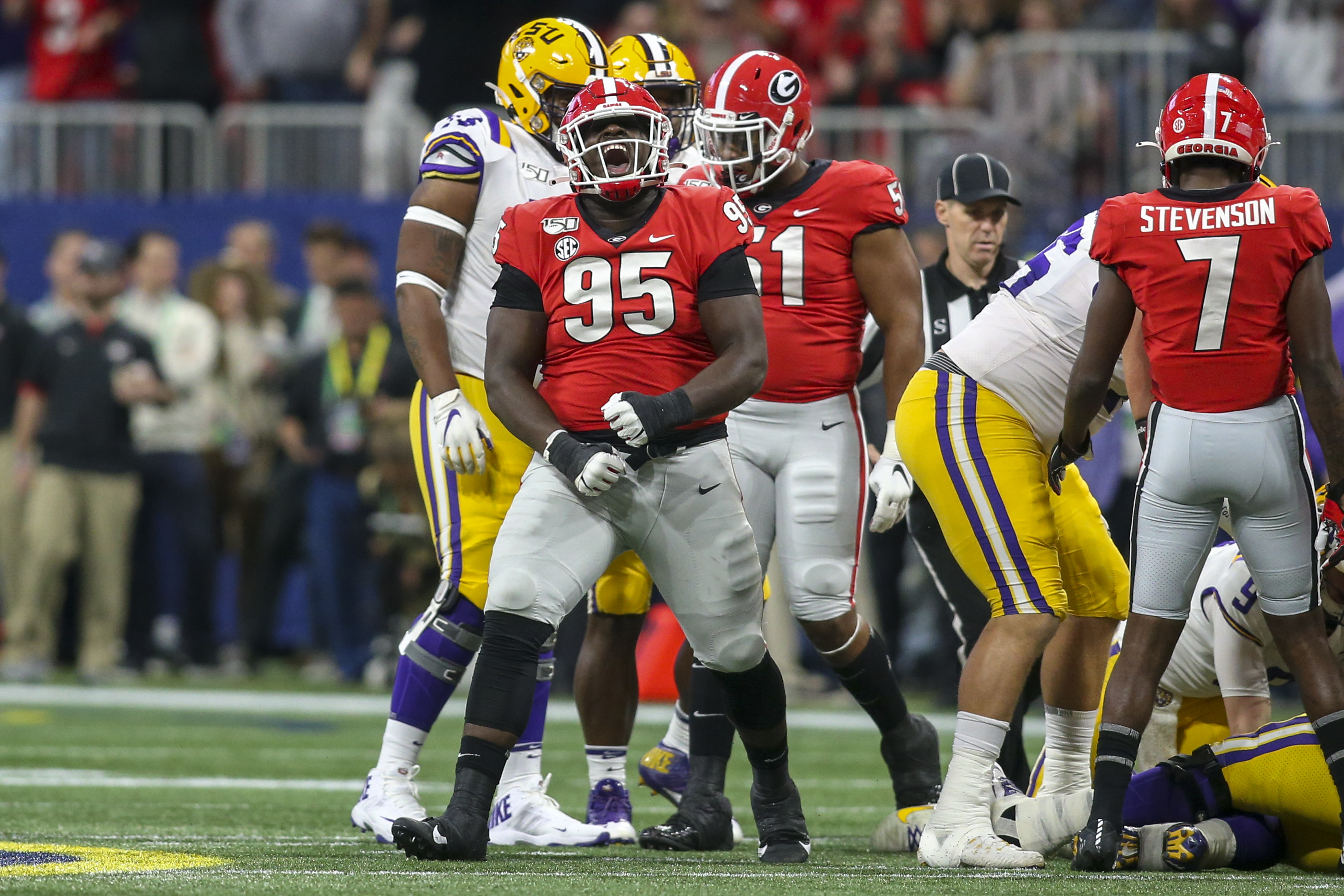Devonte Wyatt Returning for Another Year with Georgia Football - Sports ...
