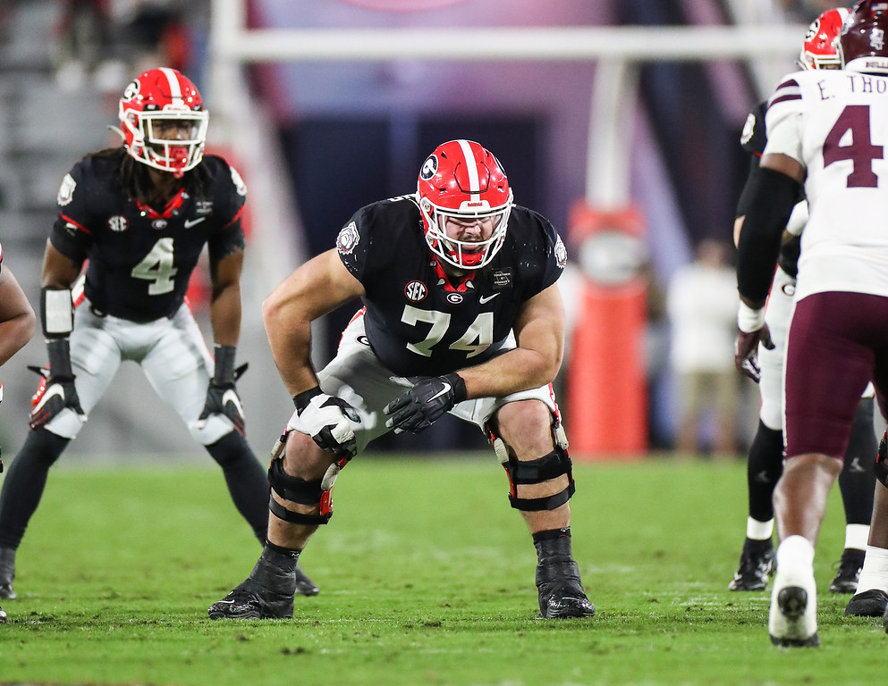 Georgia Football G Ben Cleveland Makes it Official; Declares for 2021 ...