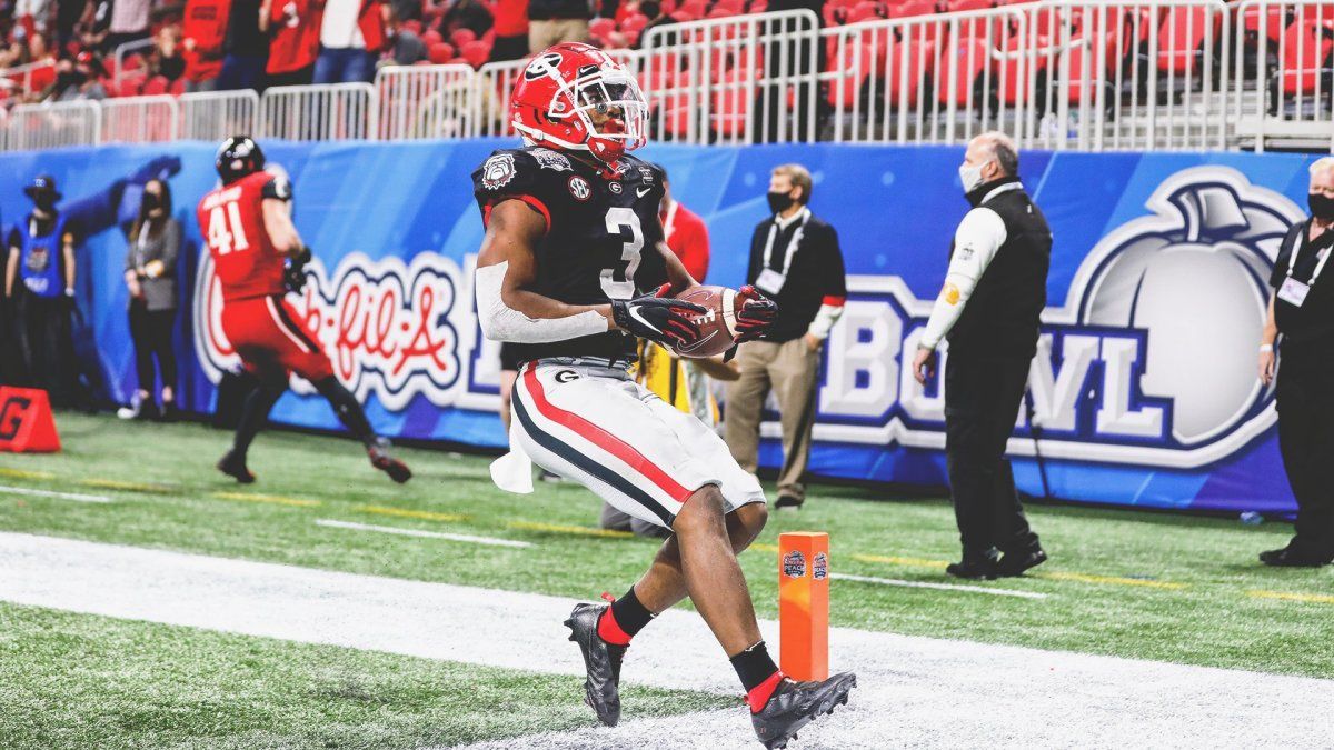 Georgia Football Finishes the 2020 Season Fighting for a Win - Sports ...