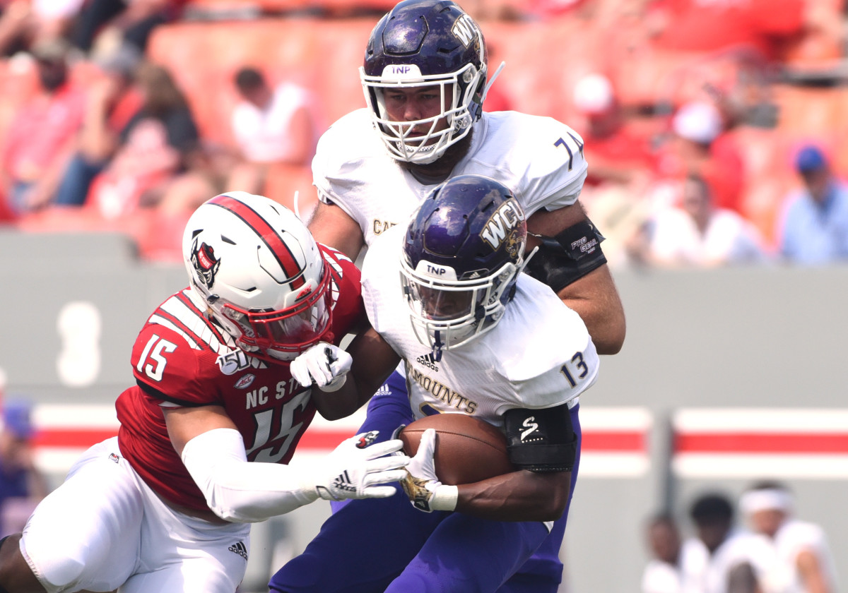 Illini Address Severe Need at LB Adding N.C. State's Calvin Hart Jr ...