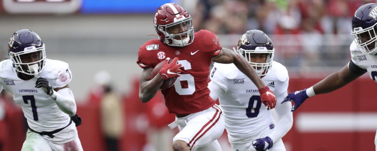 Alabama's DeVonta Smith Sweeps All Three College Football Player of the ...