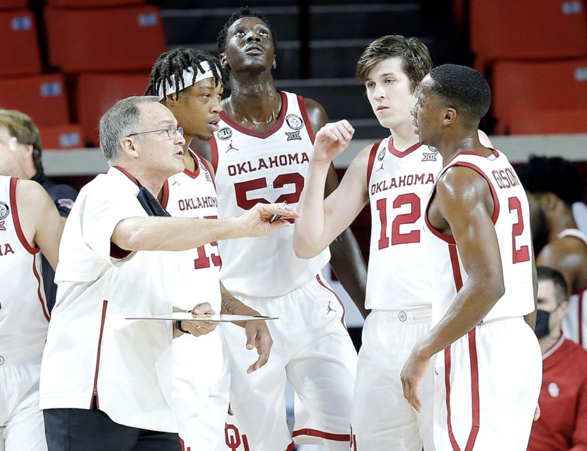 Oklahoma Sooners-Oklahoma State Cowboys Bedlam basketball game ...