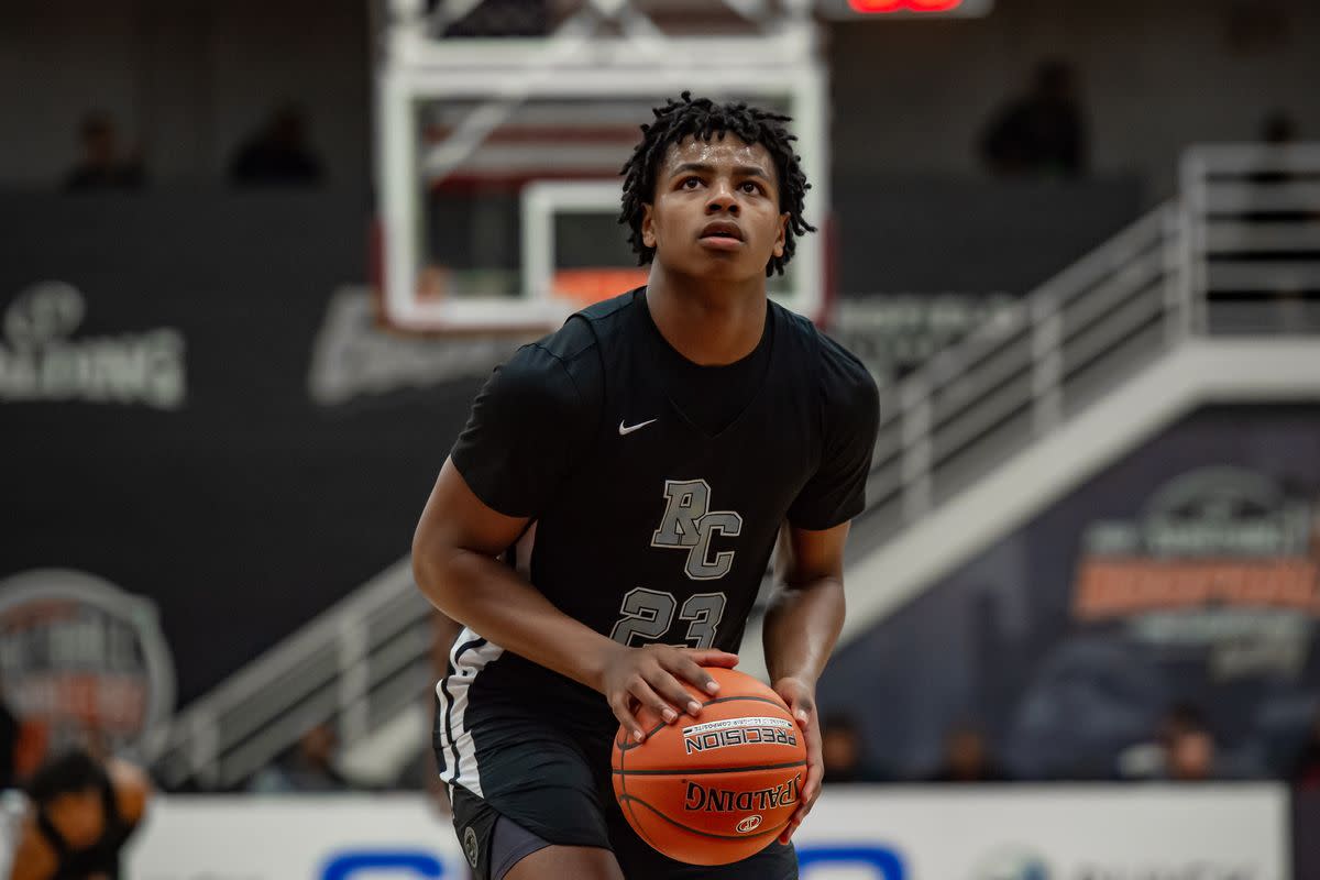Connecticut coach Dan Hurley lands elite combo guard Corey Floyd Jr ...