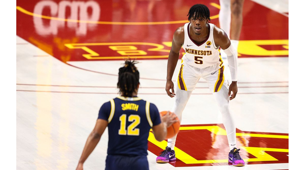Minnesota upsets Michigan in Wolverines first loss of season - Sports ...