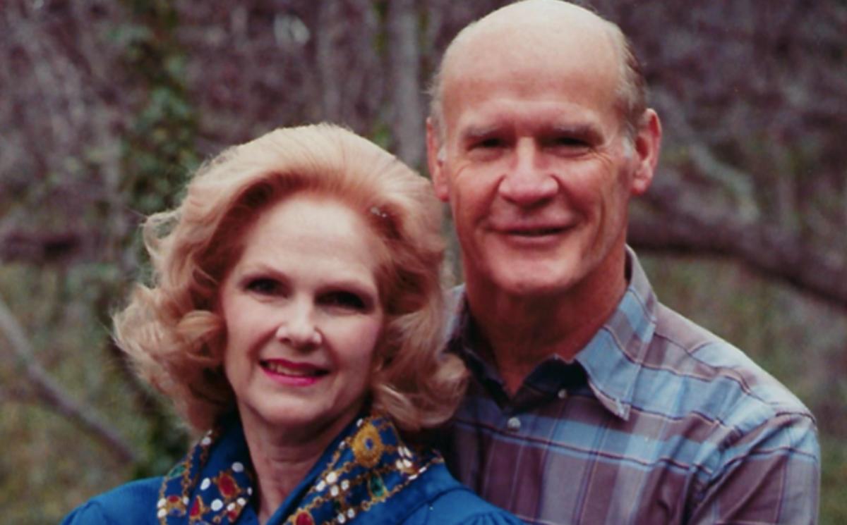 Alicia Landry, Wife Of Iconic Dallas Cowboys Coach Tom Landry, Dies At ...