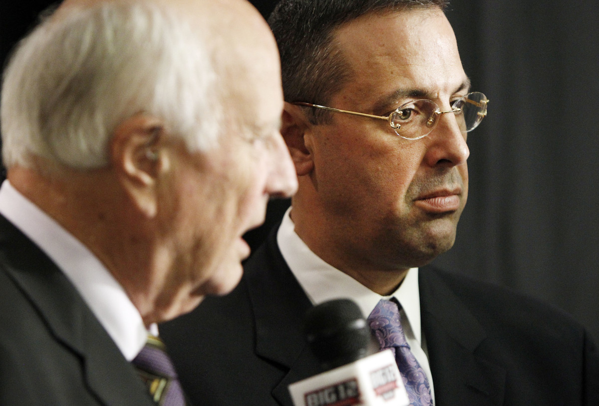 Longhorns AD Chris Del Conte Named To CFP Selection Committee - Sports ...