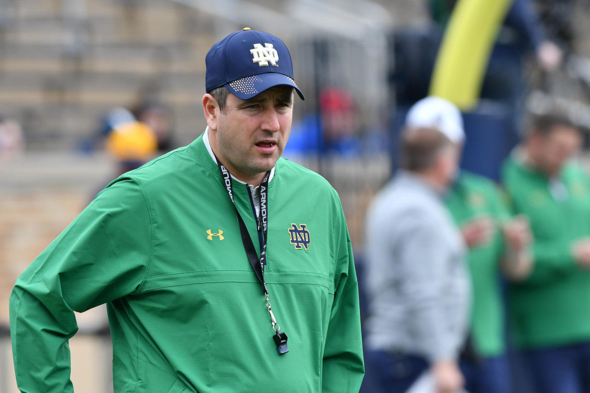 Mike Elston's Impact Goes Beyond The Gridiron - Sports Illustrated ...