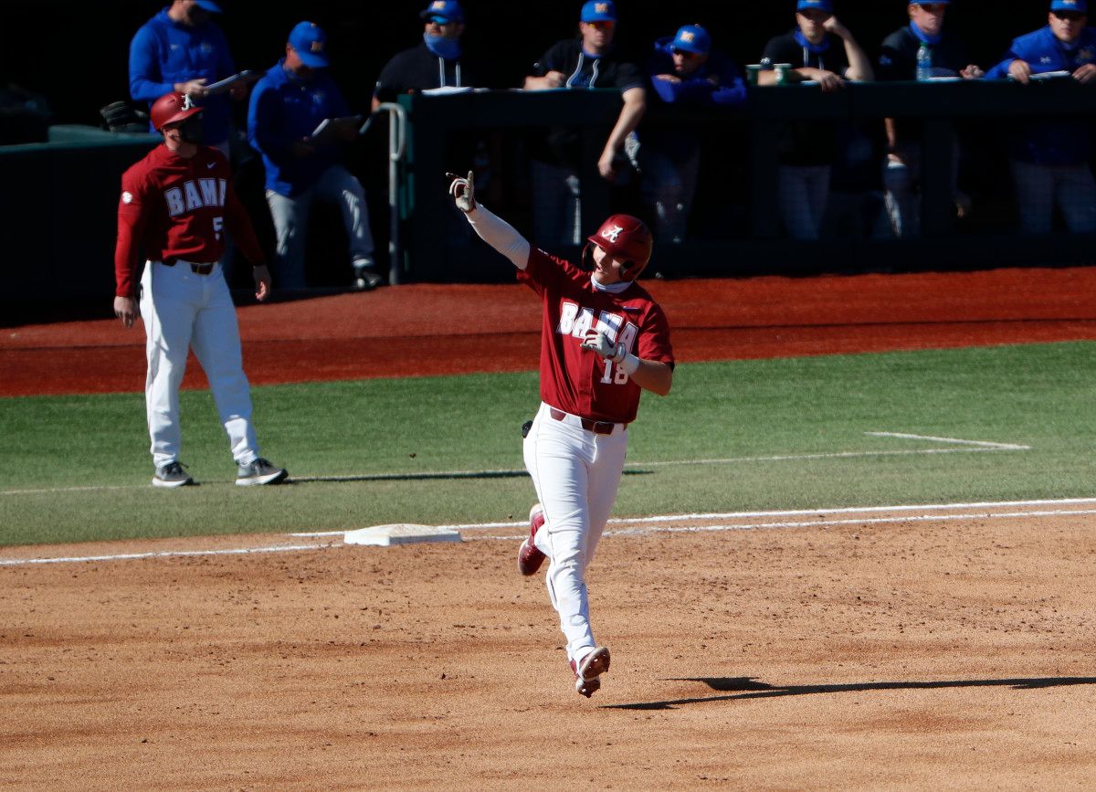 Alabama Baseball Falls to No. 23 in Latest Baseball America Top 25 ...