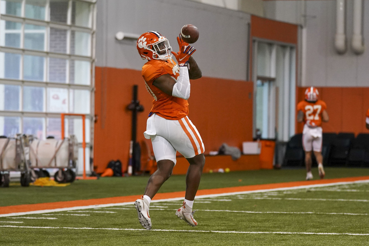 Freshmen RBs Will Shipley and Phil Mafah Impressing Clemson Tigers ...