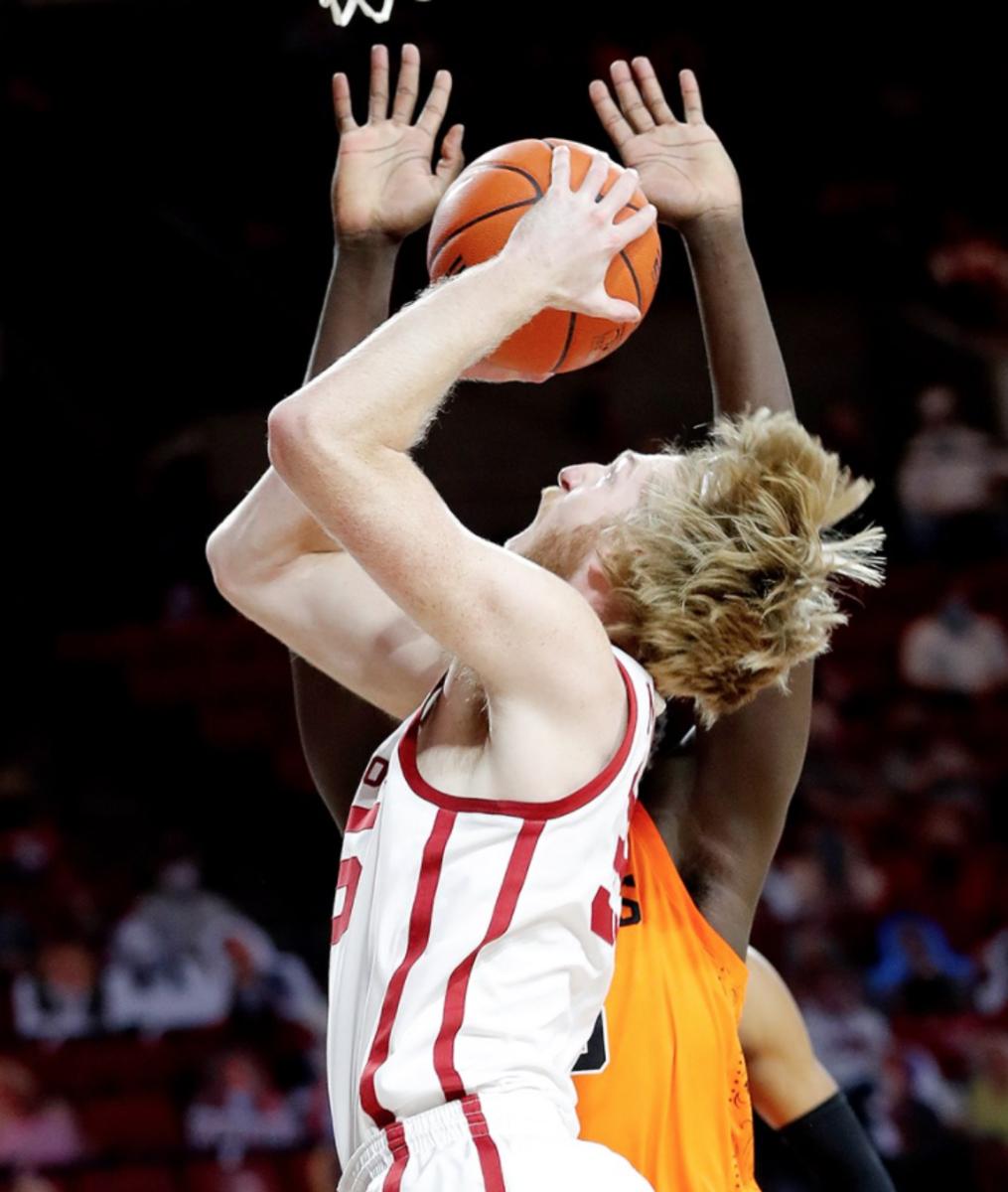 Oklahoma searching for late game answers to snap losing streak - Sports ...