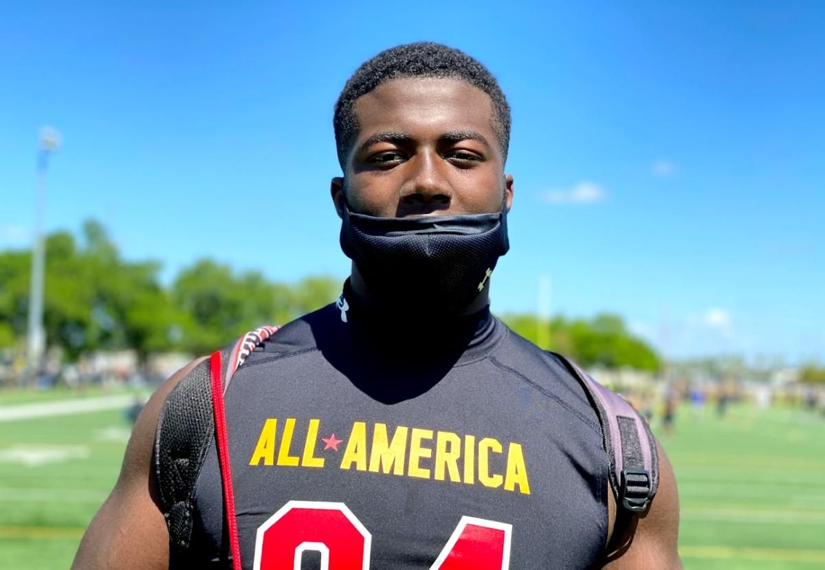 Top 10 College Football Recruit Gabriel Brownlow-Dindy Likely to Miss ...