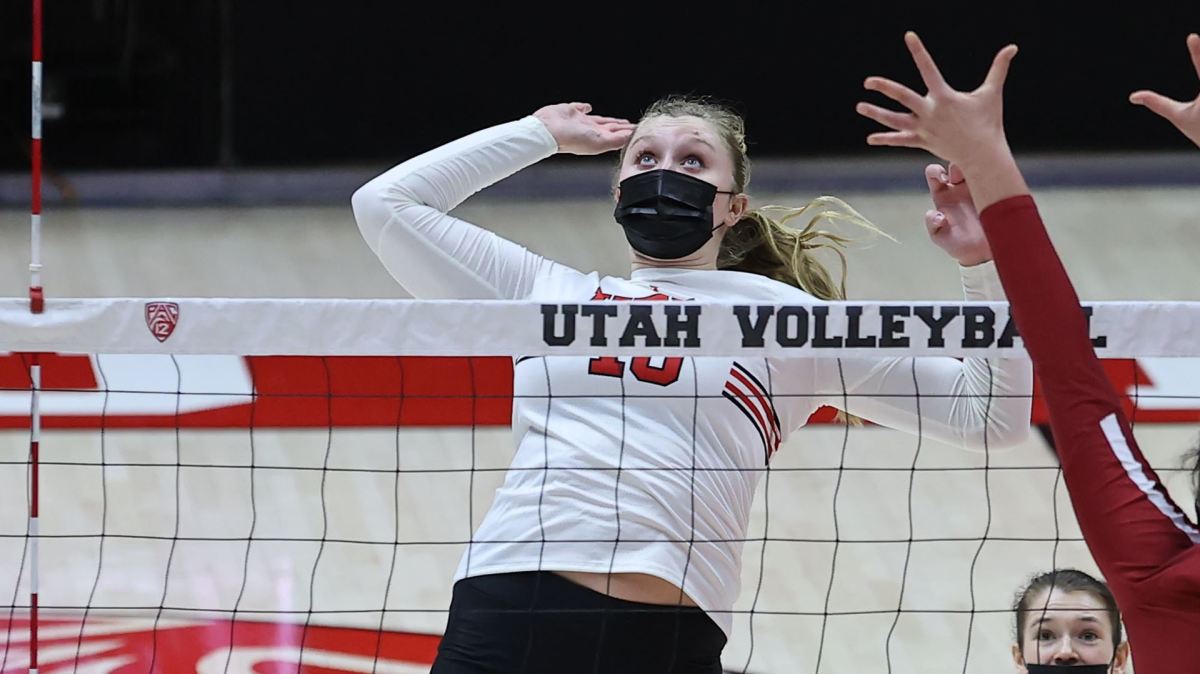 No. 9 Utah Volleyball Gets The Weekend Split With No. 17 UCLA - Sports ...