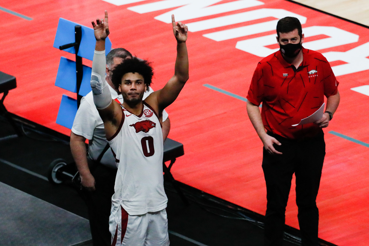 Justin Smith Scores 29 in Return to Indiana as Arkansas Advances to ...