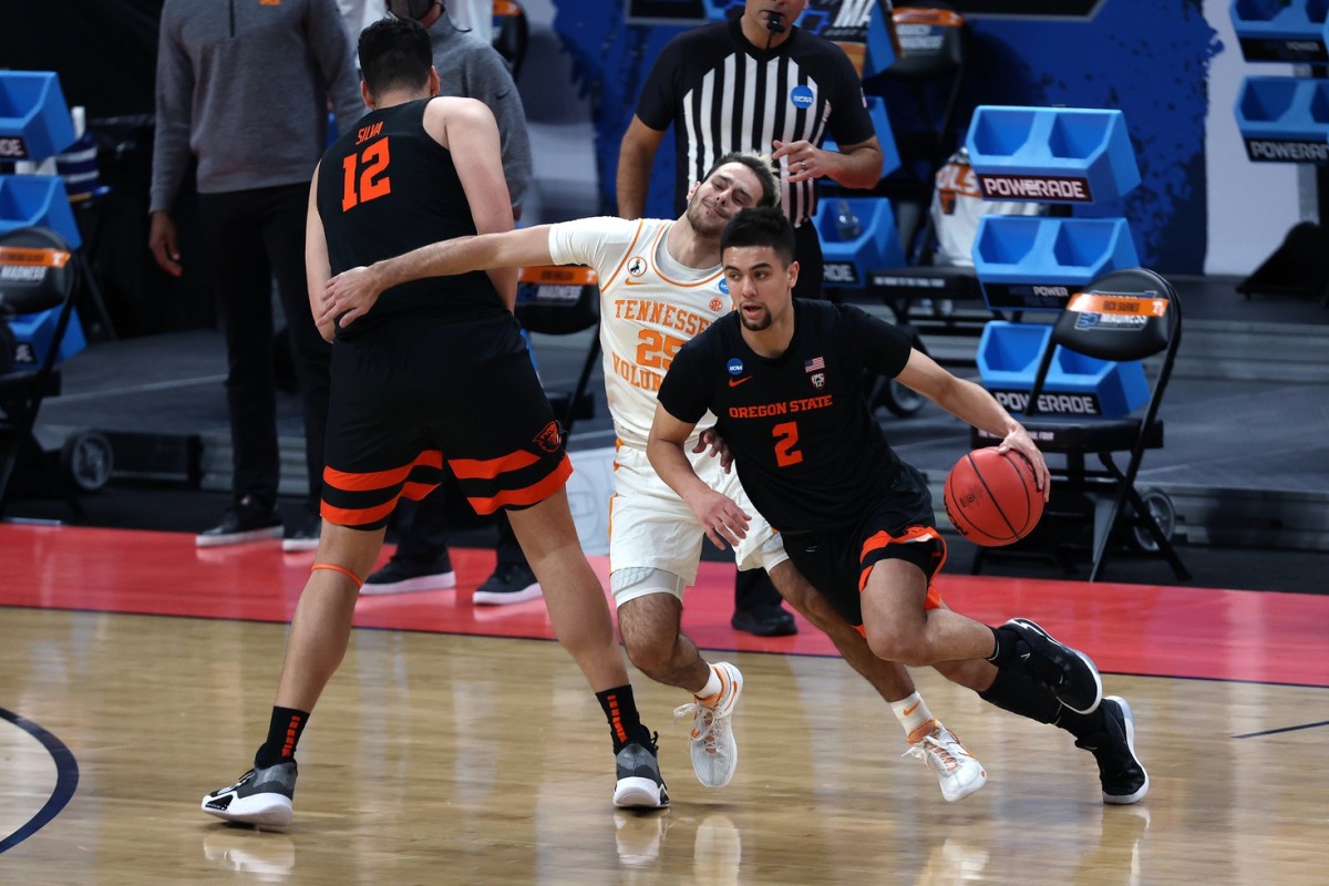 Pac-12 in NCAA Tournament: Oregon State Upsets Tennessee - Sports ...