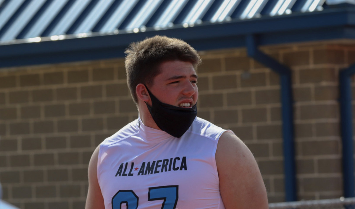 Elite OL Addison Nichols Releases New Shortlist of Favorites - Sports ...