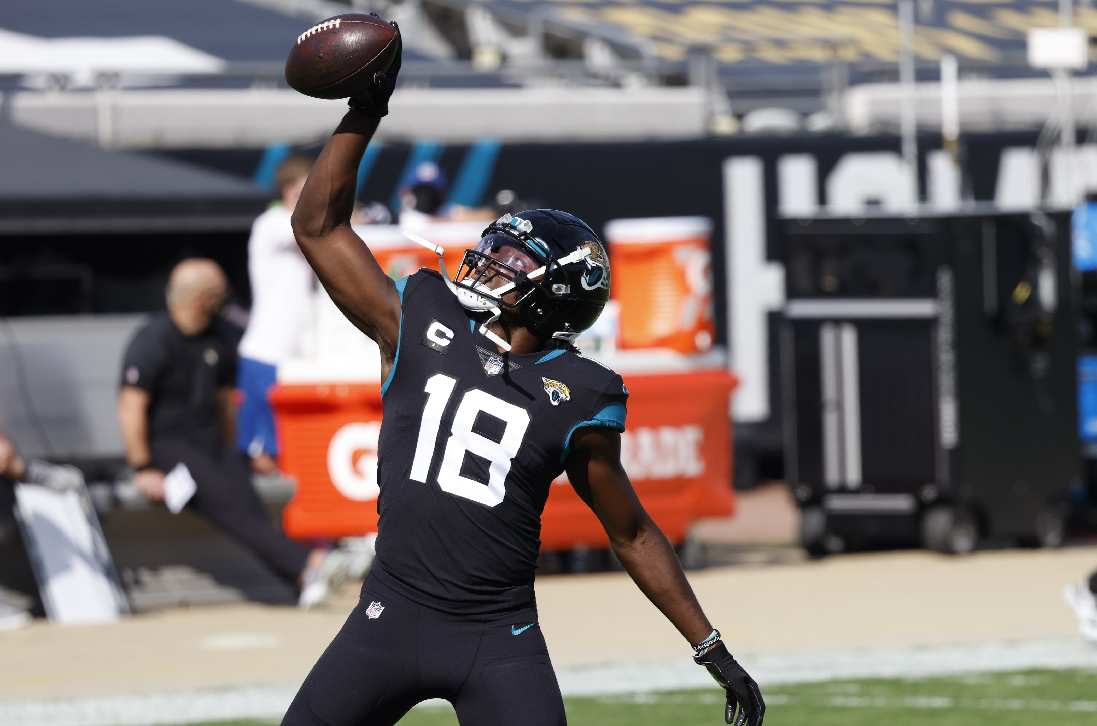 Former Jacksonville Jaguars' Receiver Chris Conley Signs A One-Year ...