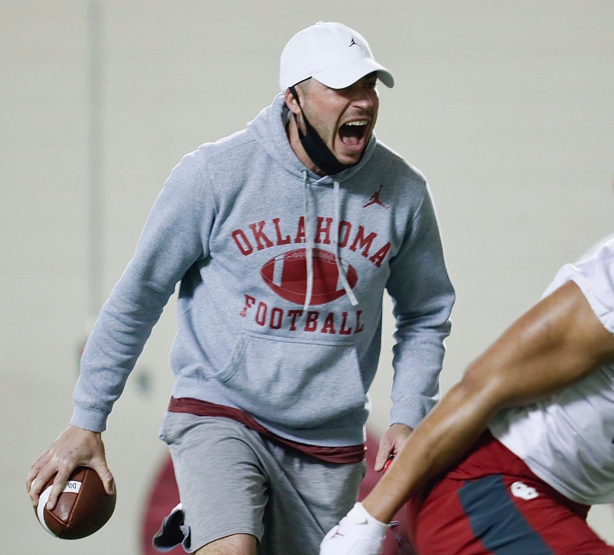 Alex Grinch likes Oklahoma's R-Factor - Sports Illustrated Oklahoma ...