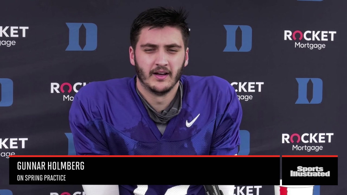 Spring Game Helps Boost Gunnar Holmberg's Starting Hopes - Sports ...