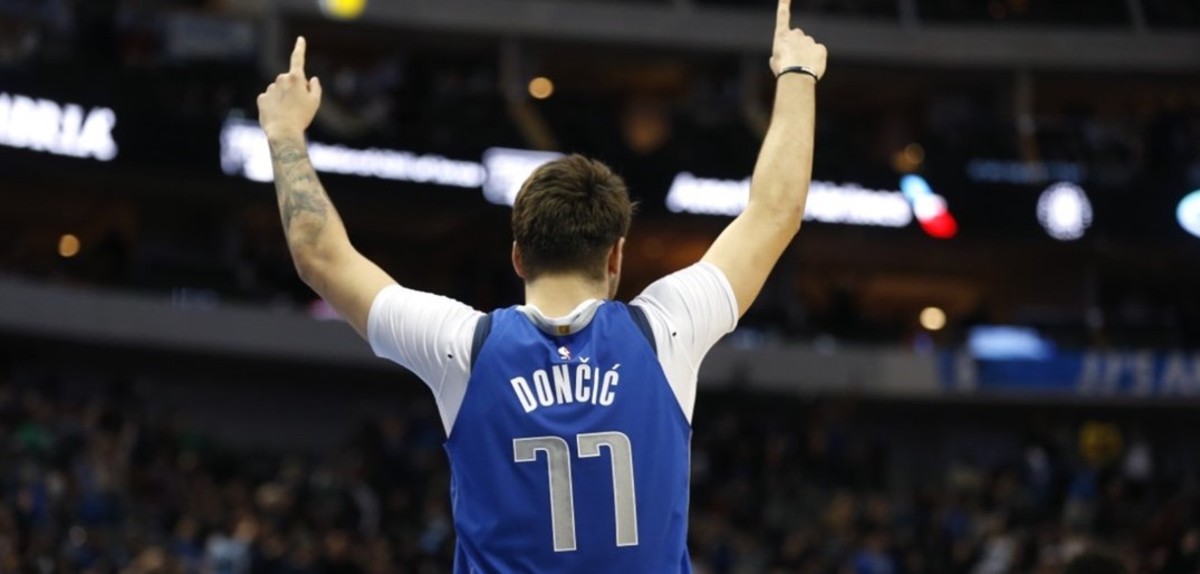 Luka Doncic Health Status: Dallas Mavs GAMEDAY vs. OKC Thunder - Sports Illustrated Dallas ...