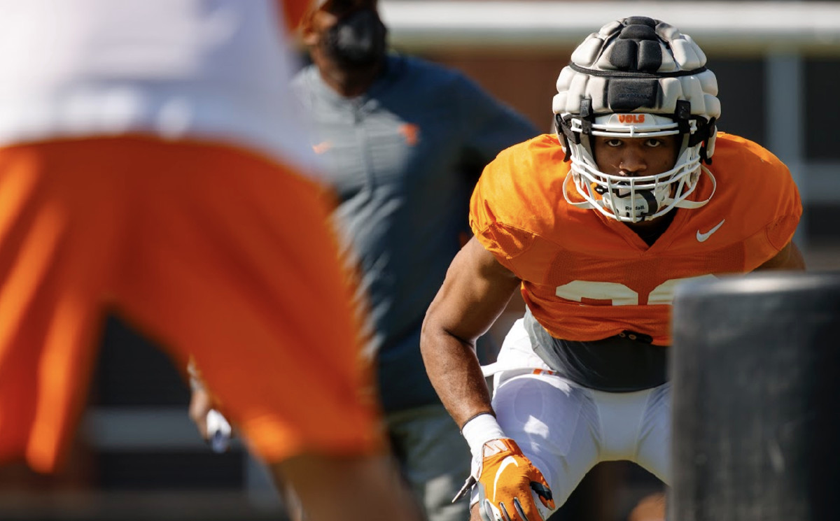 Tennessee Vols Using 'By Committee' Approach to Build Depth, Evaluate ...