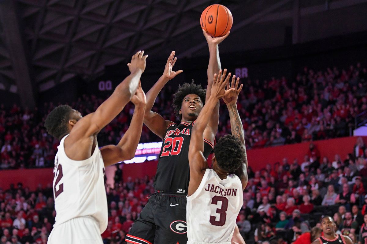 Instant Analysis: Edwards Double-Double Leads to Bulldogs Victory over ...
