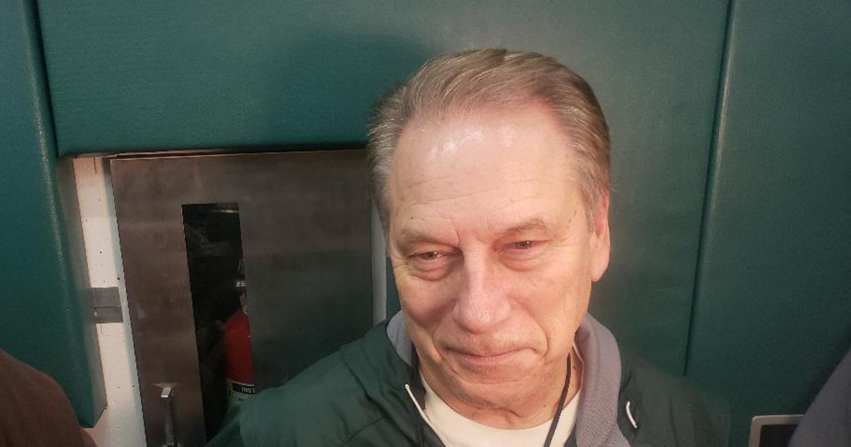 Michigan State Spartan Coach Tom Izzo After Practice Michigan ...