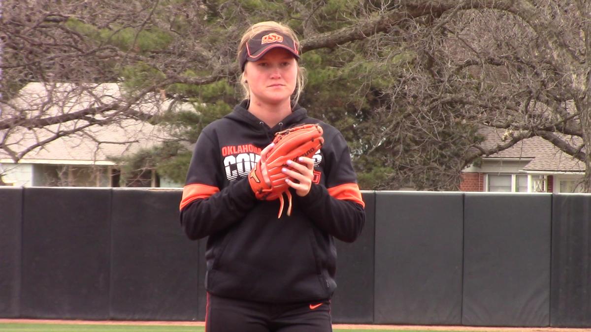Kelly Maxwell in her first action earns Big 12 Pitcher of the Week ...
