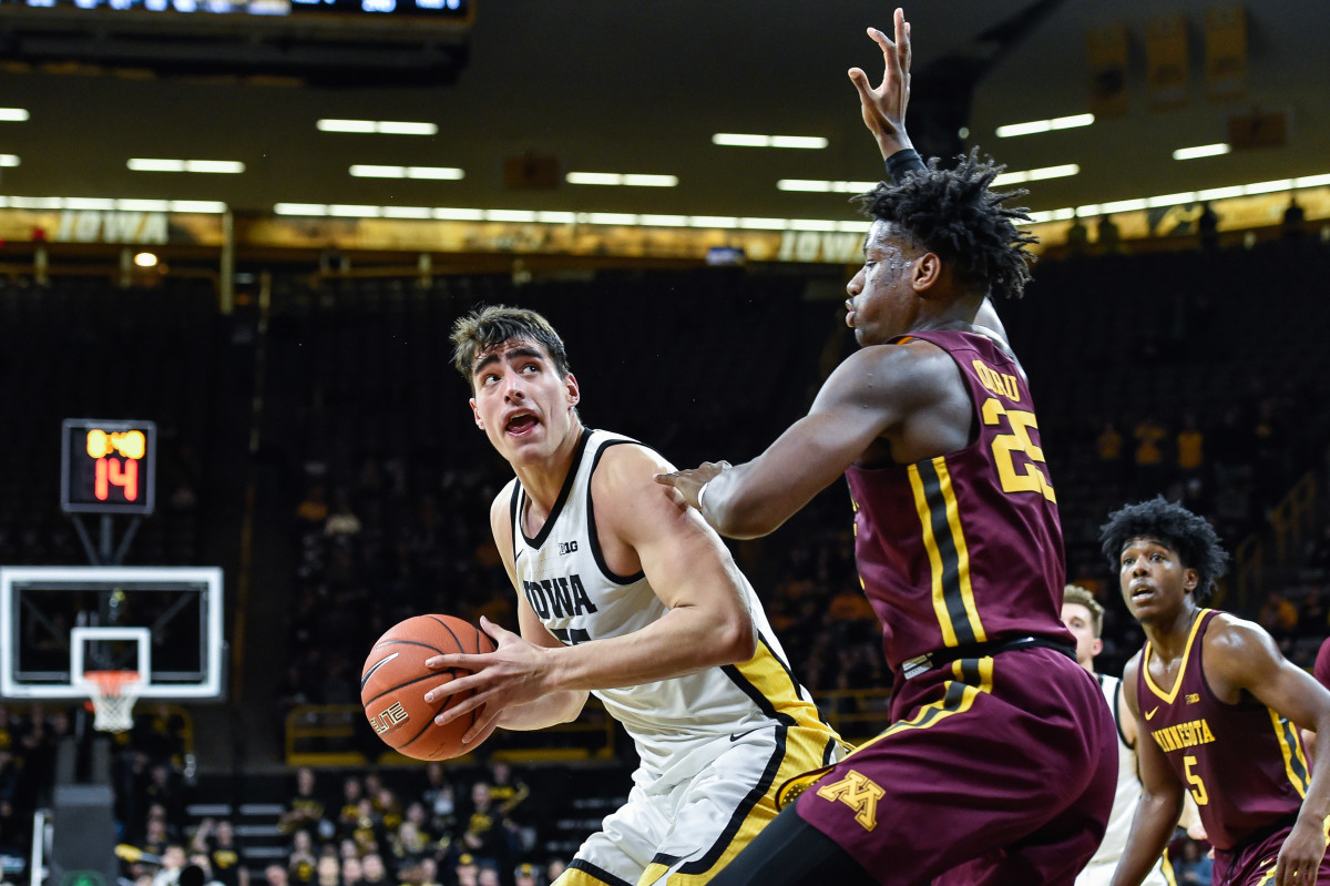 Men's Basketball Breakdown: Iowa vs. Minnesota - Sports Illustrated ...