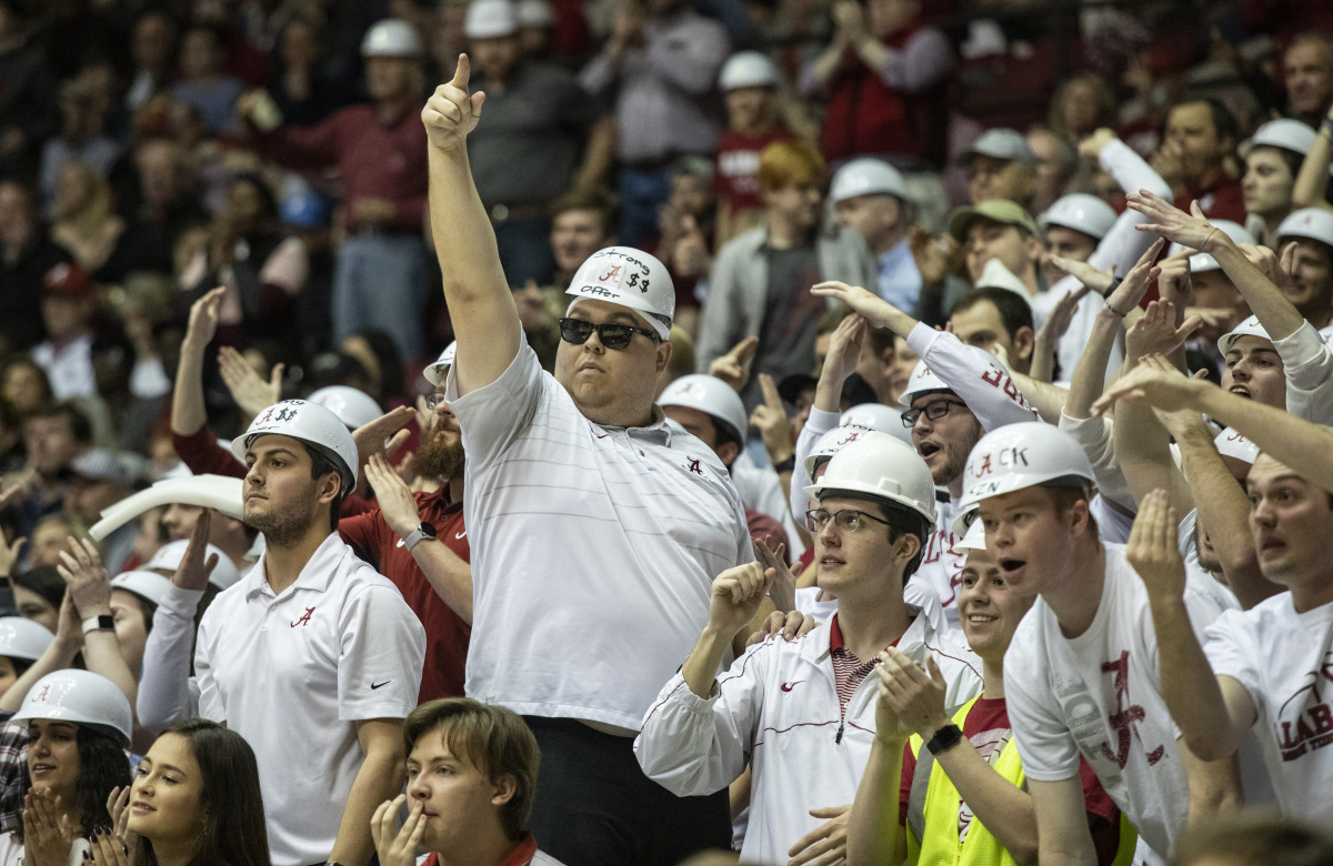 alabama-basketball-superfan-luke-ratliff-crimson-chaos - Sports ...
