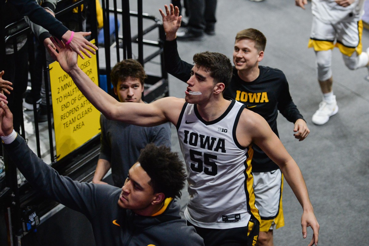 Resumé Watch: Some Wins and Losses Begin To Fade - Sports Illustrated ...