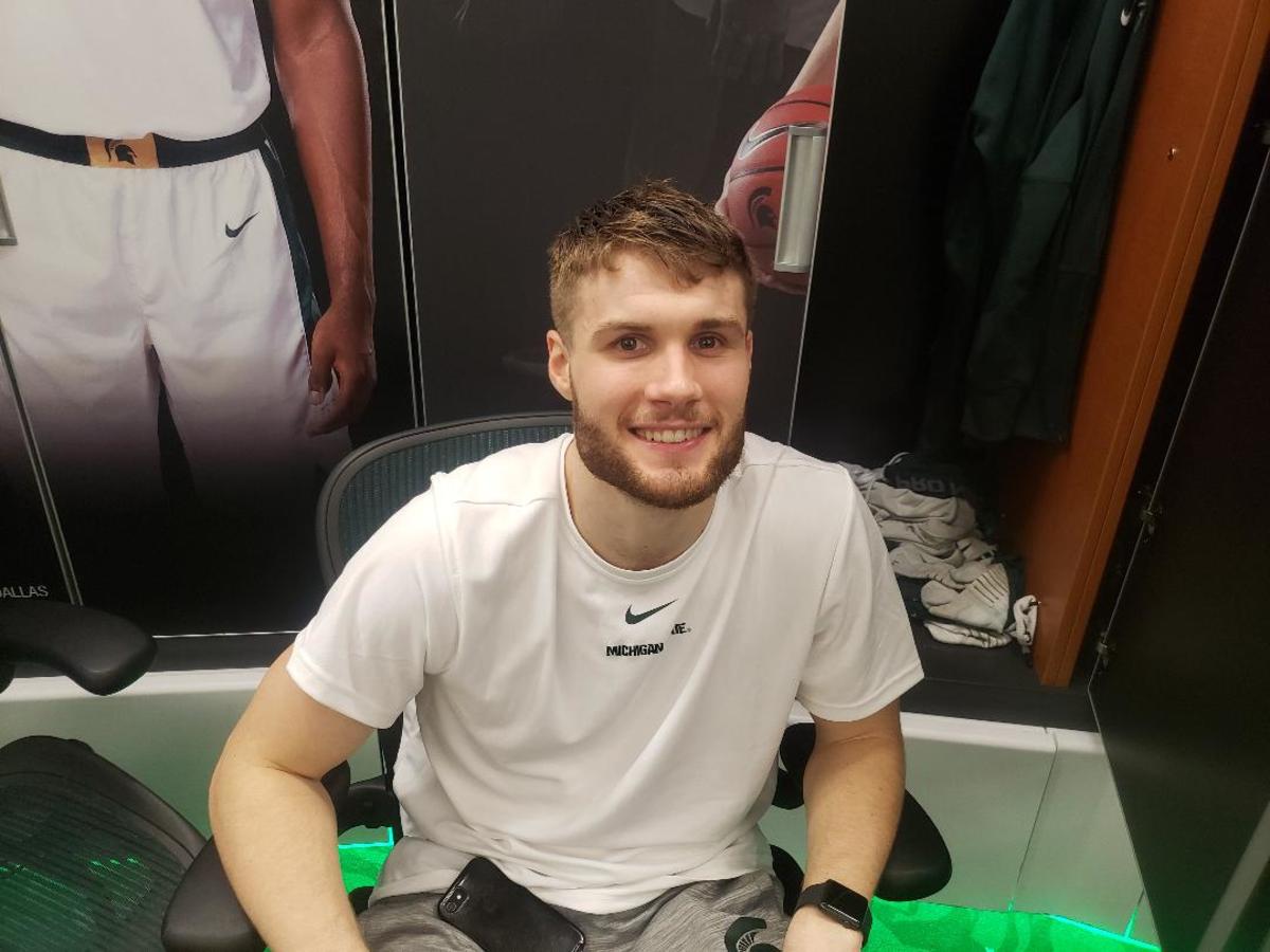 Kyle Ahrens Hustle Helps No. 24 Michigan State Spartans Take Out The ...