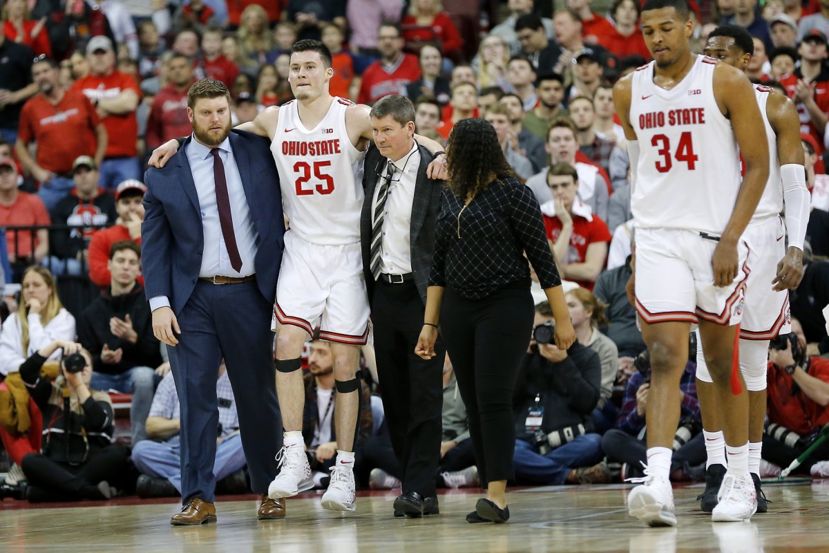 Kyle Young's Ankle Injury Puts Ohio State in Personnel Bind - Sports ...