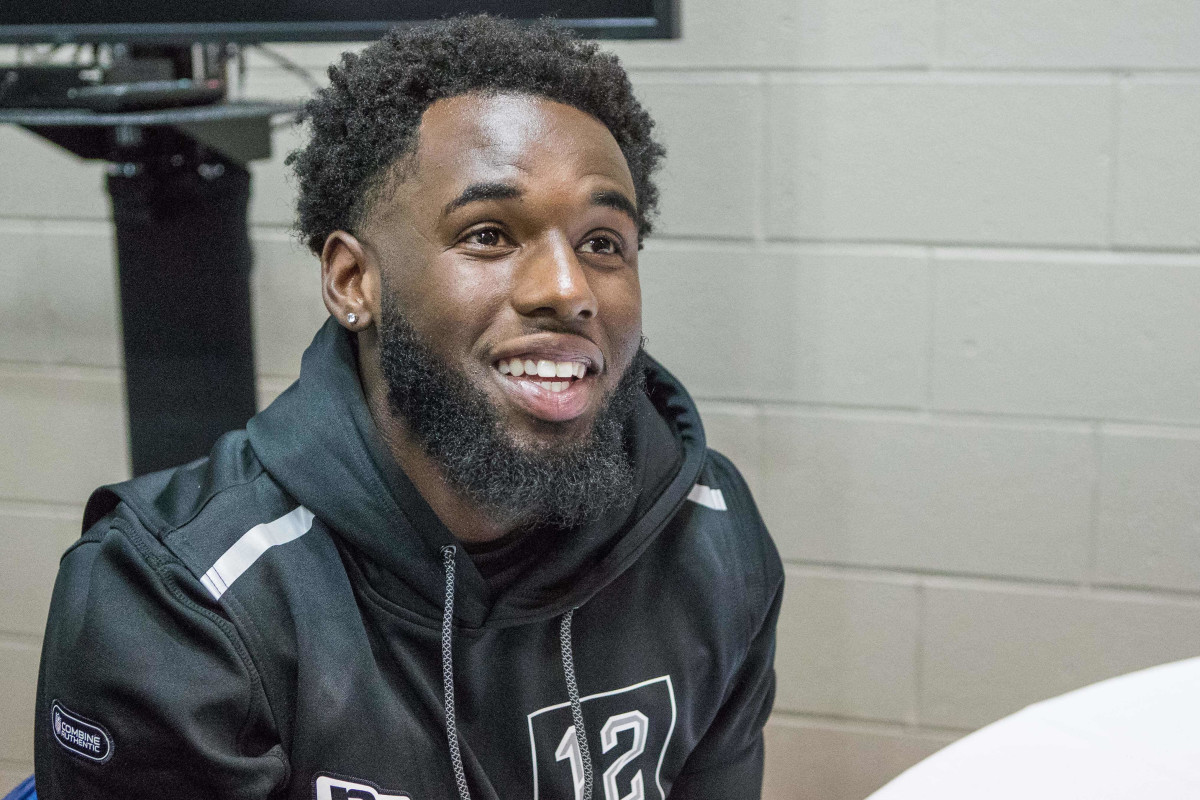 A&M's Davis Meets With Packers At NFL Combine - Sports Illustrated ...