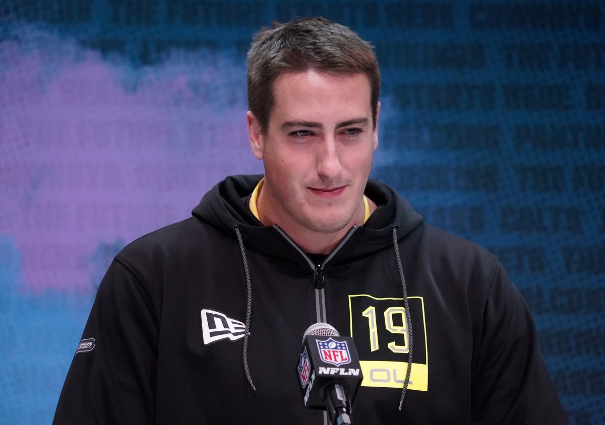 UNC's OL Charlie Heck Talks Changes at Carolina and Impresses at NFL ...