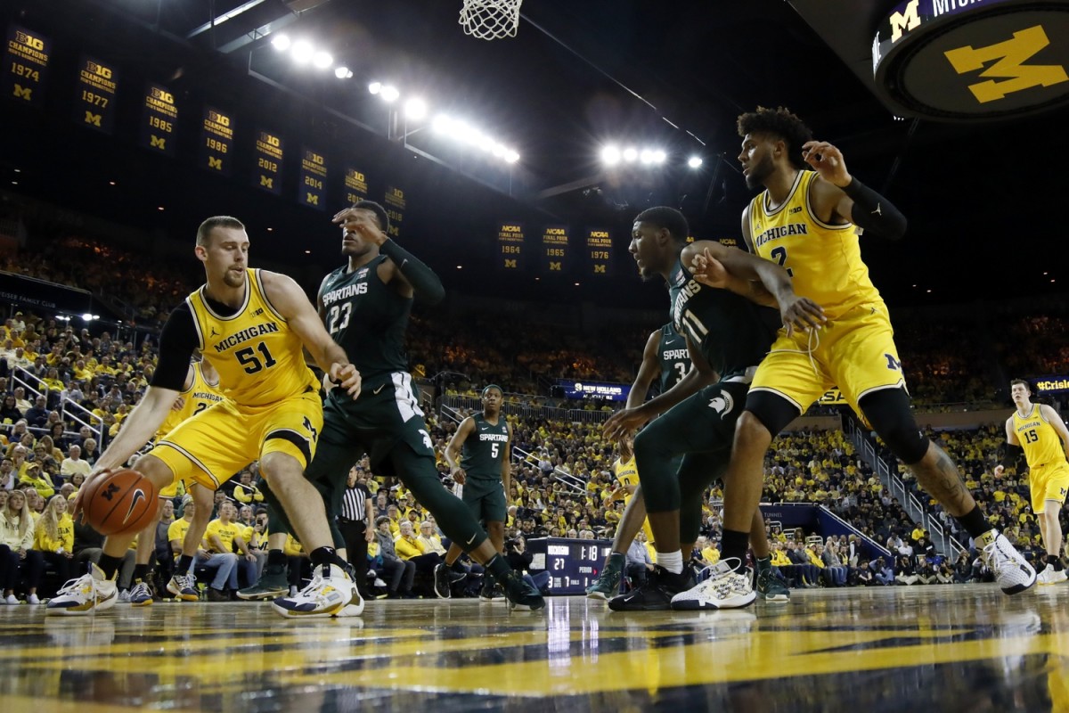 Austin Davis' Return Creates A Complicated Scholarship Situation For ...