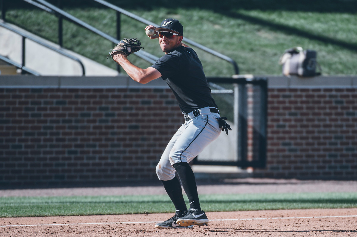 Purdue Drops First Game of Series to Western Kentucky - Sports ...