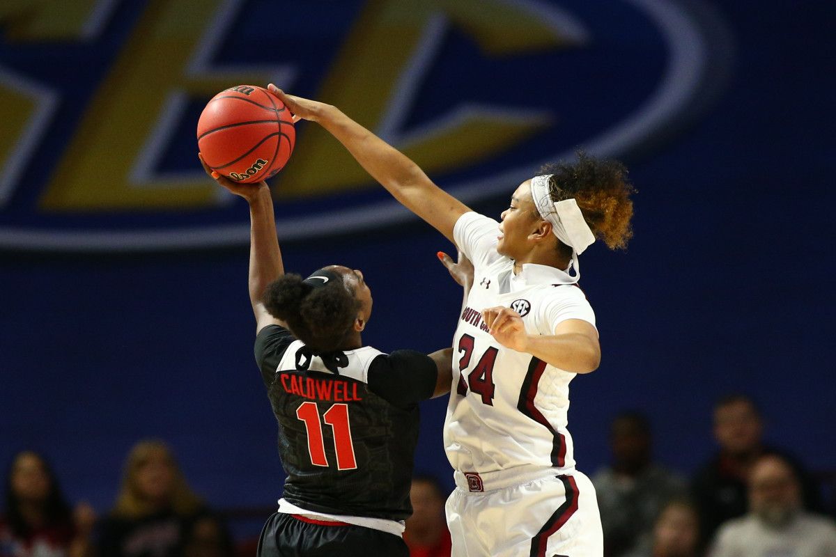 Gamecock energizes South Carolina in win over Georgia - Sports ...