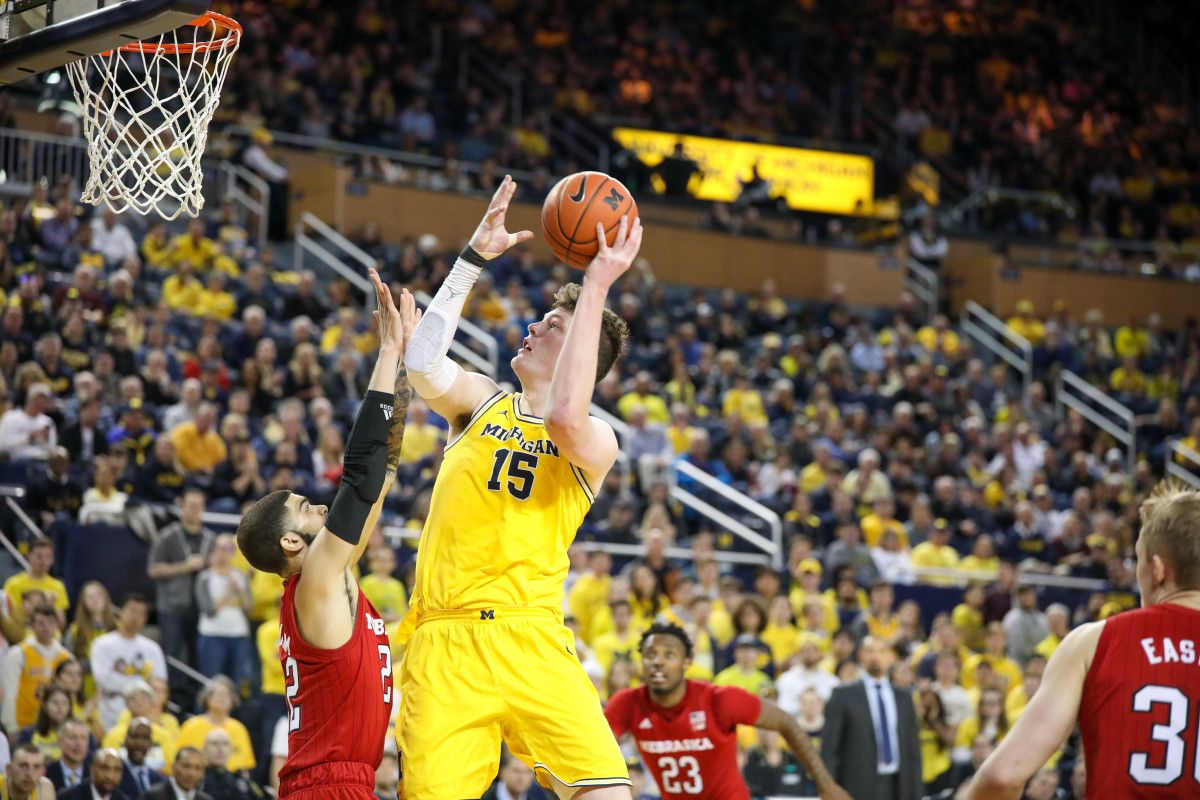 Analyst: Jon Teske 'Going Left' Could Be A Game-Changer - Sports ...